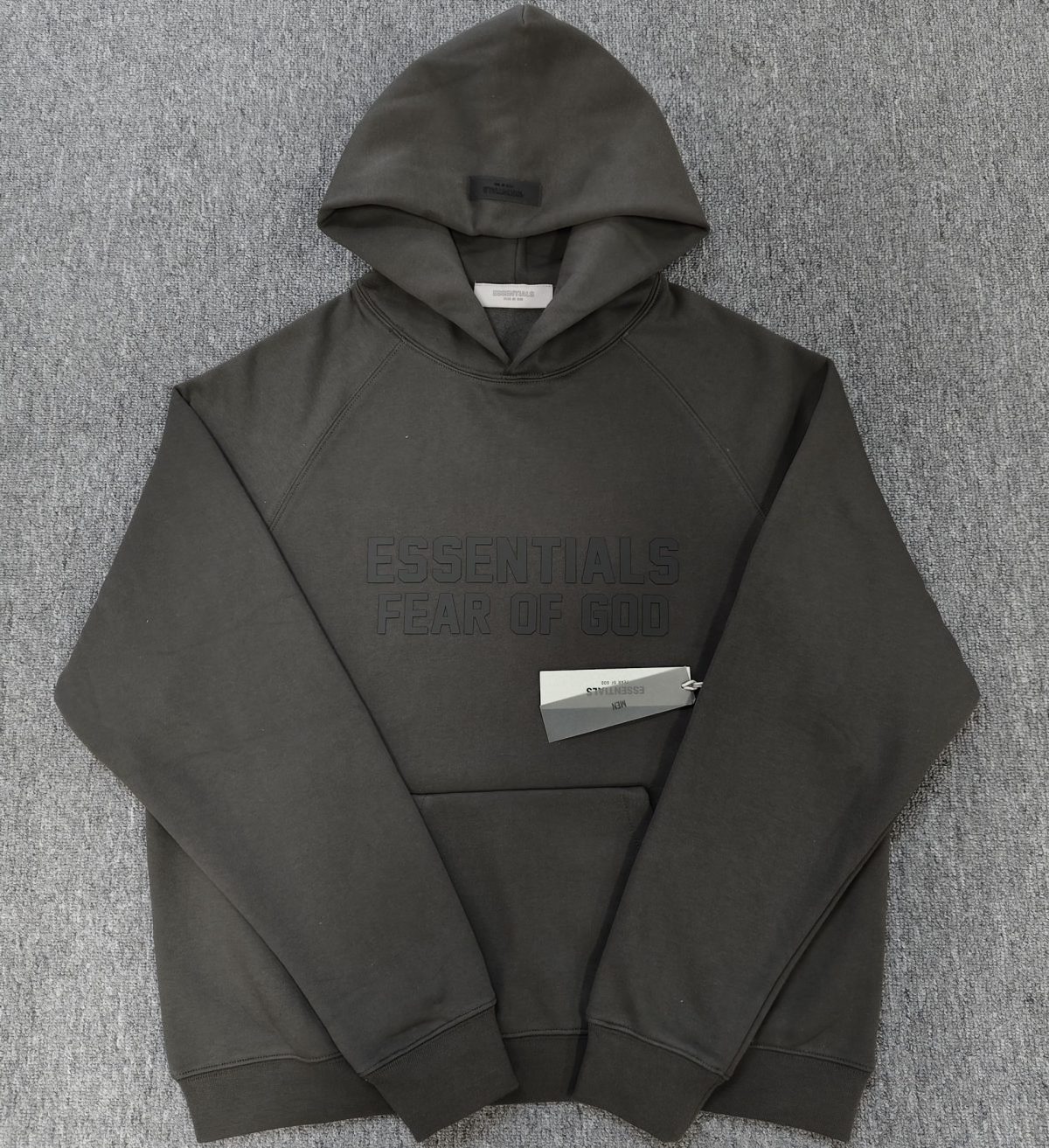 #ESS11 Essentials hoodie - PIKA V2
